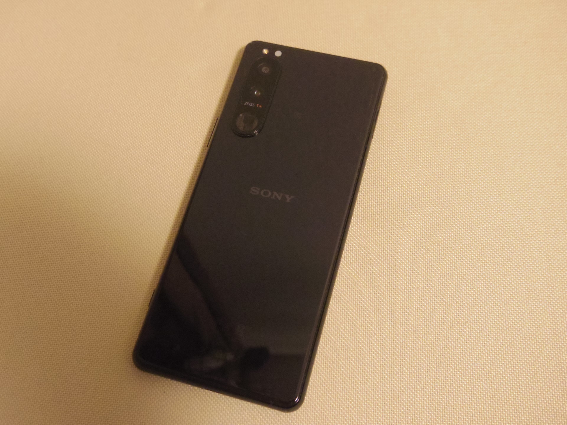 スマートホン Xperia 5III購入: onigiristream